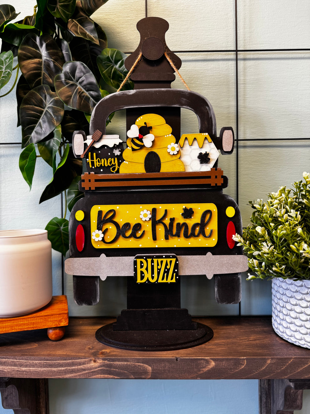 Truck Insert- Bee Kind HSH01008 – Hammer and Stain Haddon